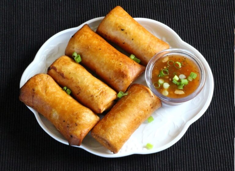 Roll Paneer Schezwan | Bake Junction